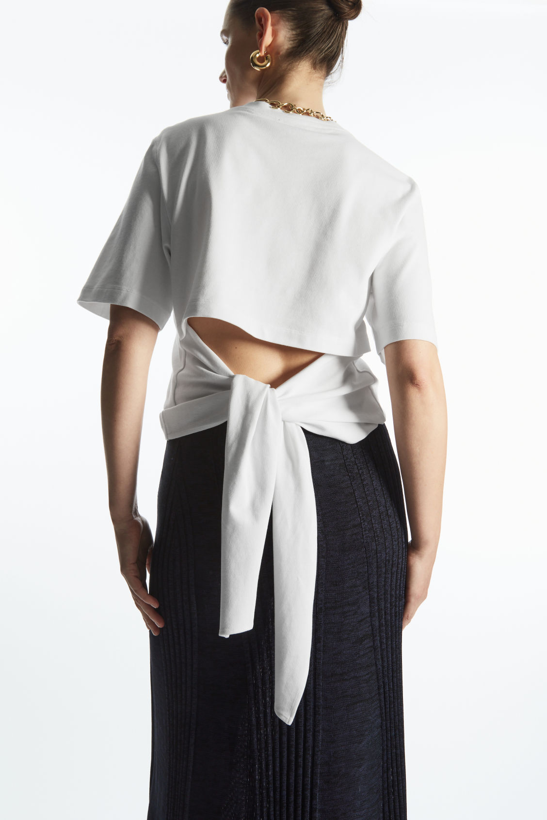 COS - Tie-Back T-Shirt | ABOUT ICONS
